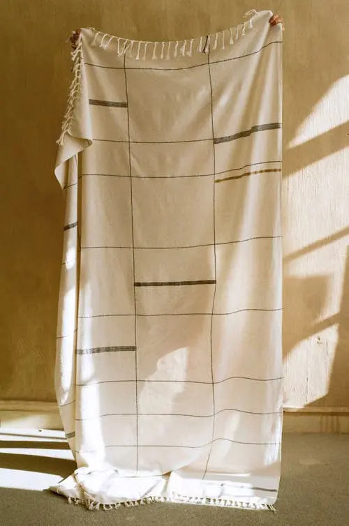 KANJU INTERIORS Nadi Hand-loomed Cotton Throw