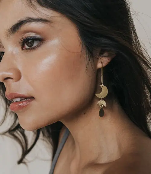 MATR BOOMIE Rajani Moon Phase Drop Earrings