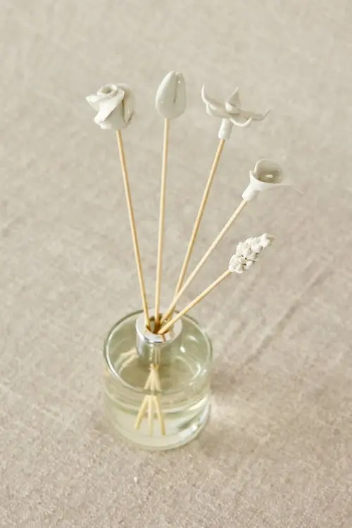 KANJU INTERIORS Country Flowers Diffuser Sticks Set