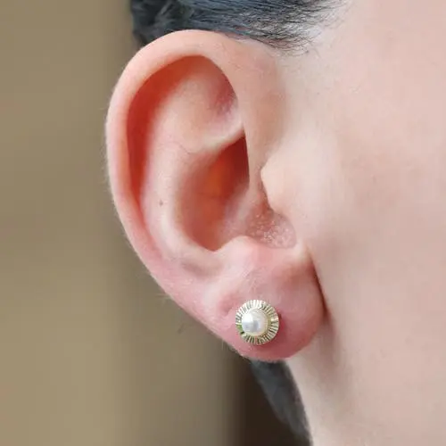 THE LOVERY FINE JEWELRY 14k Yellow Pearl Stud Earrings