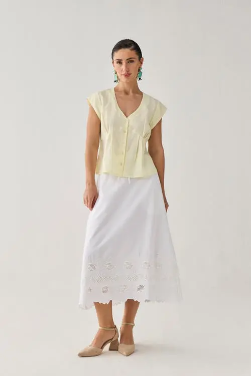 REISTOR Deep V-neck Cap Sleeve Linen Top