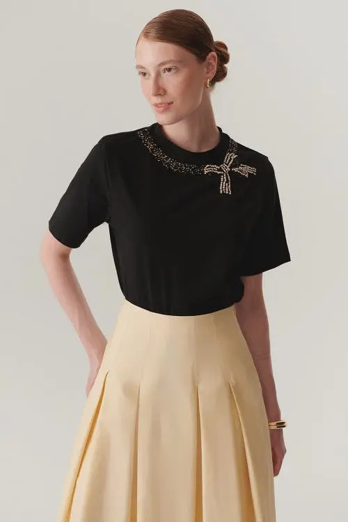 EXQUISE Leilani Embellished T-shirt - Black