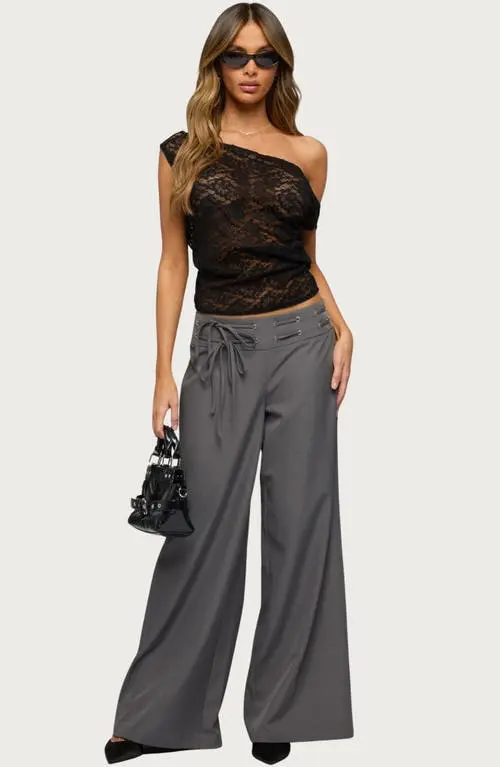 EDIKTED Off The Shoulder Lace Top