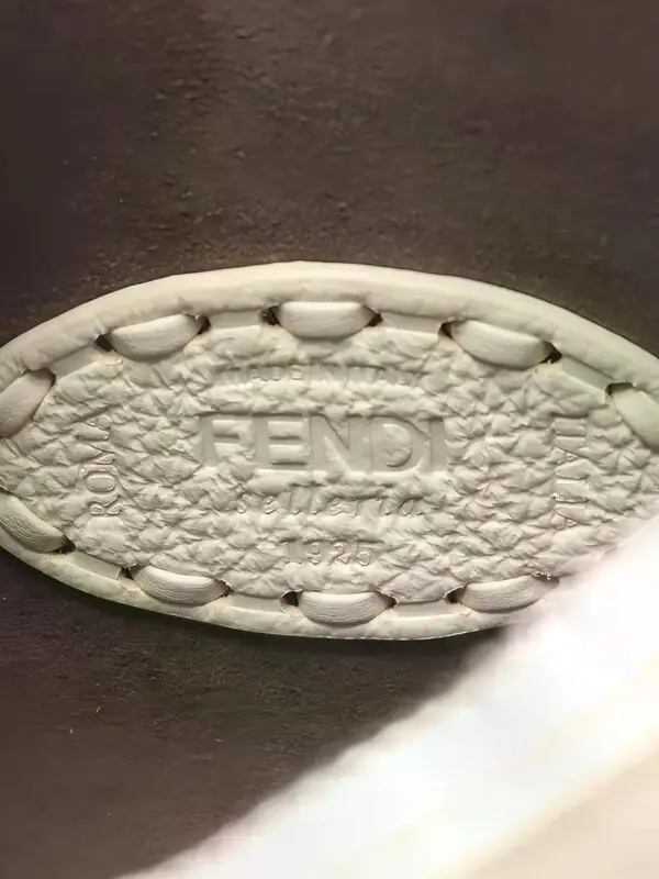Fendi Selleria Shoulder Bag