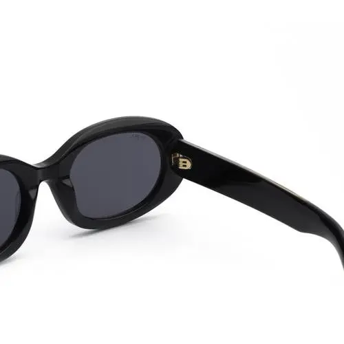 12PM STUDIOS Milan Oval Sunglasses - Black/black