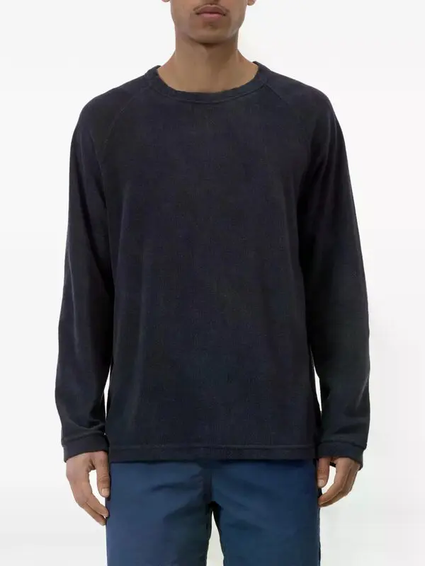 Closed Raglan-sleeved T-shirt