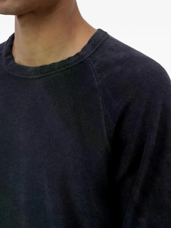 Closed Raglan-sleeved T-shirt