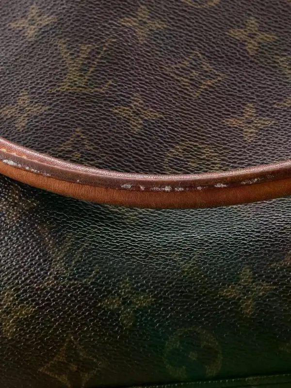LOUIS VUITTON Monogram Canvas Gm Looping Shoulder Bag