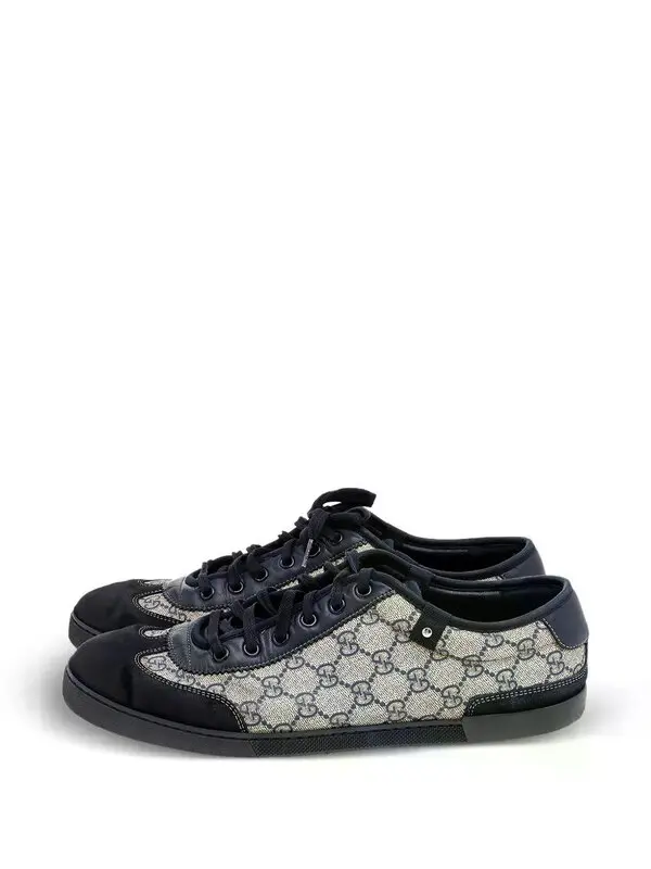 Gucci Gg Supreme Low-top Sneakers - Neutrals