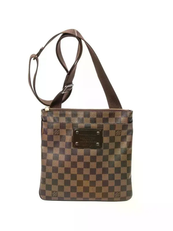 LOUIS VUITTON Damier Ebène Brooklyn Messenger Bag