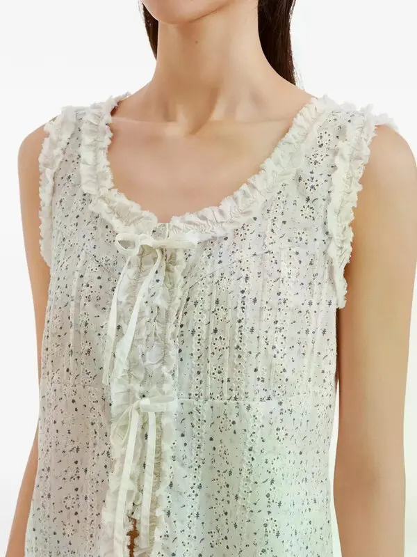 TOUT A COUP Floral Print Ruffled Top