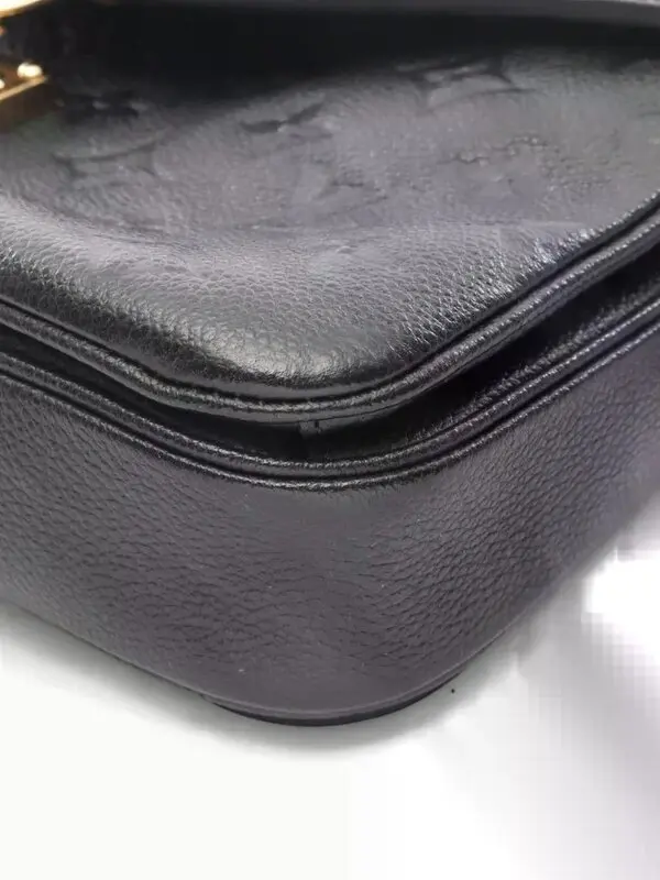 LOUIS VUITTON Pochette Metis Monogram Empreinte Tote Bag