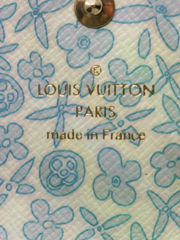 LOUIS VUITTON 2010 Elise Wallet