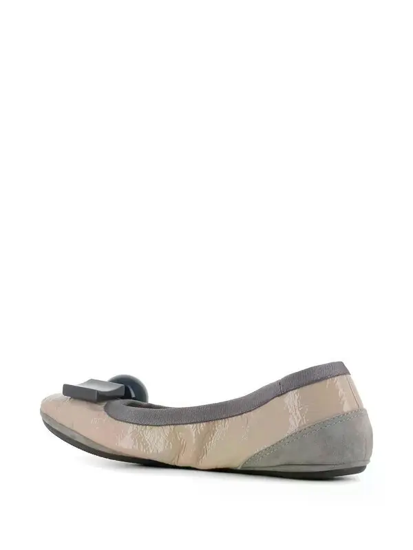 DOVE NUOTANO GLI SQUALI Geometric Detail Ballet Flats