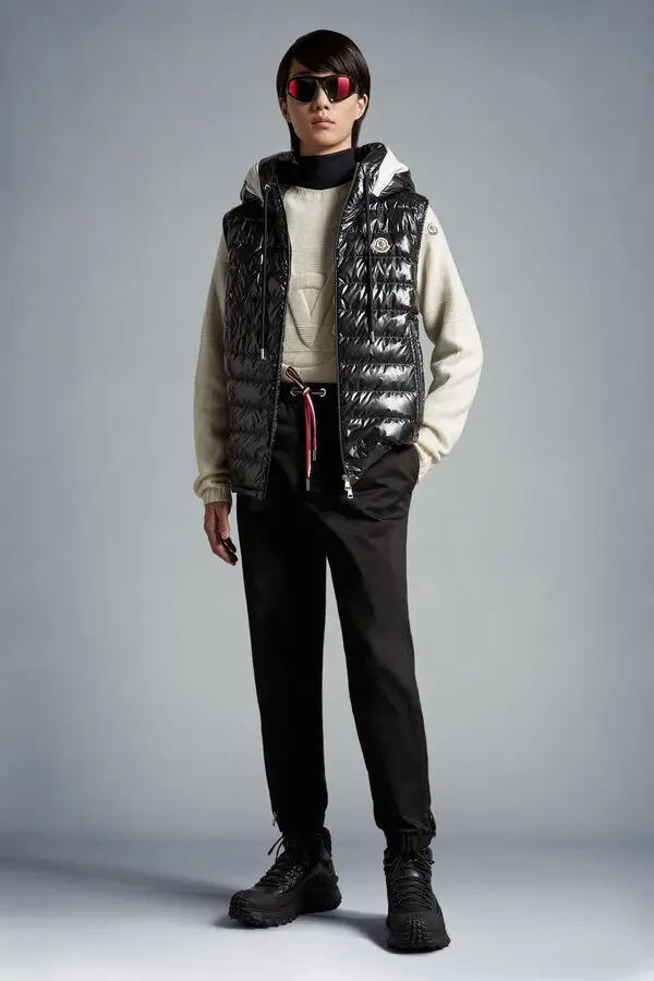 Moncler Akaishi Down Gilet