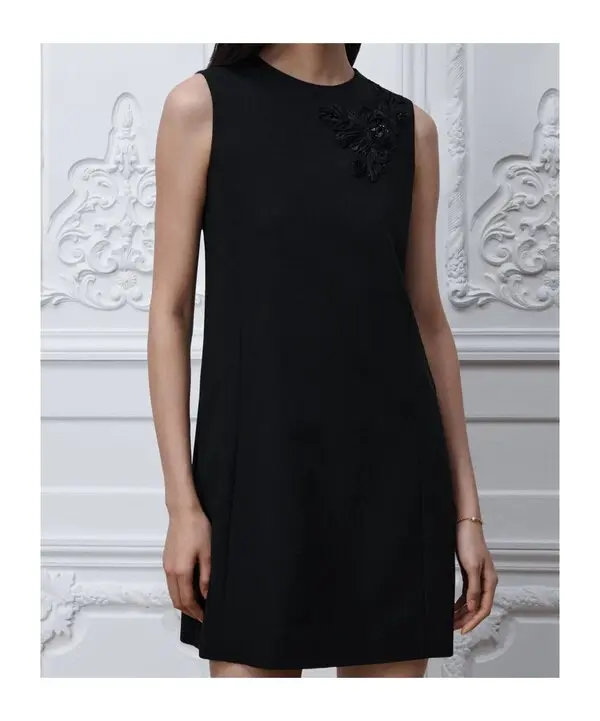 Dior Straight-cut Short Dress With Floral Embroidery