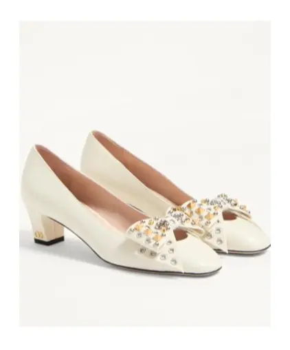 Valentino Garavani Bow Embellished Kidskin Pumps With 45mm Heel - Ivory