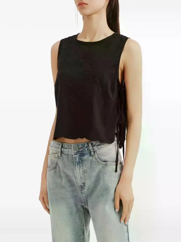 B+AB Floral Embroidered Scalloped Hem Sleeveless Blouse