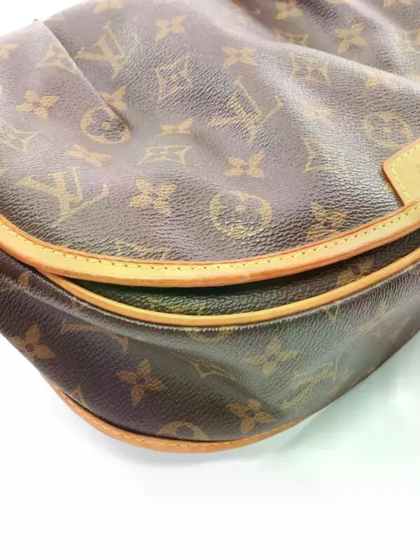 LOUIS VUITTON Monogram Canvas Shoulder Bag - Brown