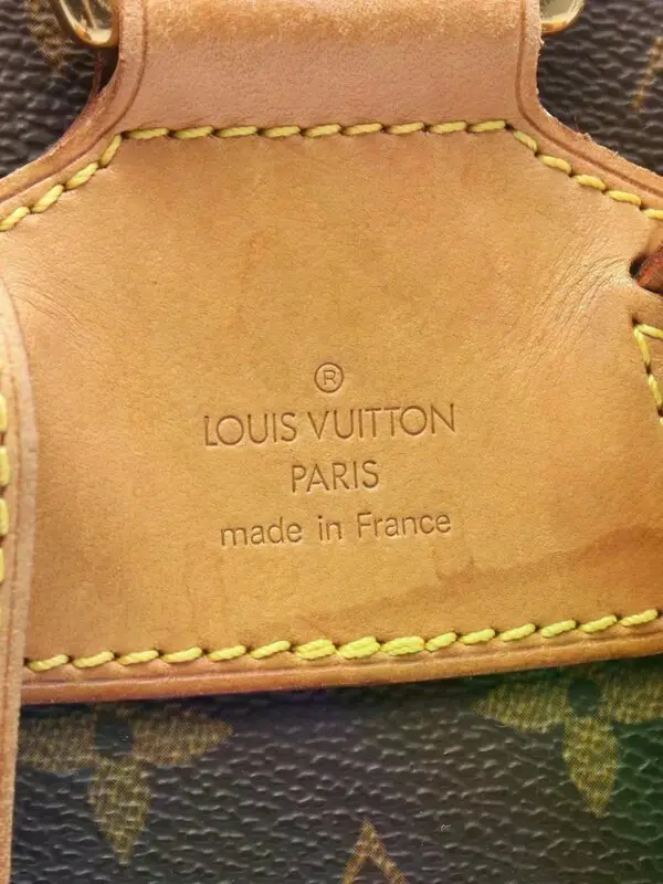 LOUIS VUITTON Montsouris Mm Backpack