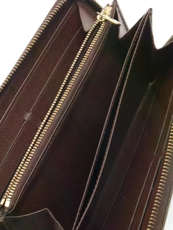 LOUIS VUITTON 2008 Damier Ebene Zippy Wallet - Brown