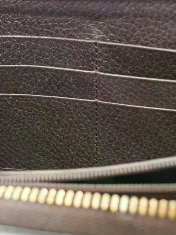 Gucci 00s Interlocking G Leather Wallet