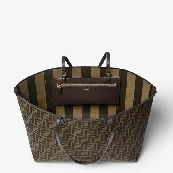 Fendi Medium Shopping Bag