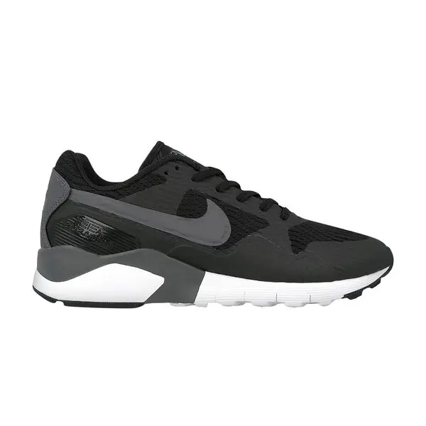 Nike Pegasus 92/16 Athletic Sneakers