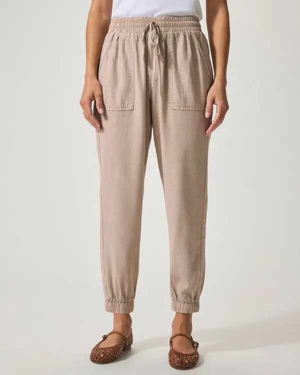 Splendid Lakeside Jogger With Cargo Pockets And Drawstring Waist