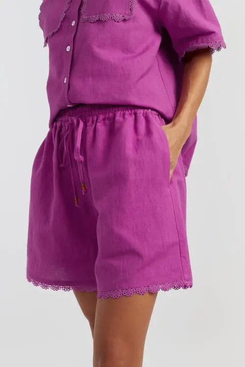 Chinti & Parker Linen-blend Scallop Edge Shorts - Magenta