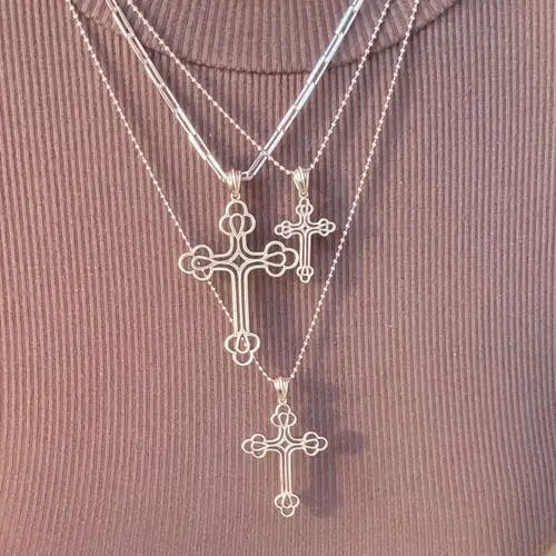 LENI JAMES Maxi Billie Cross Necklace In Sterling