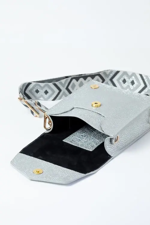 EVA INNOCENTI Patty Metallic Leather Crossbody Bag