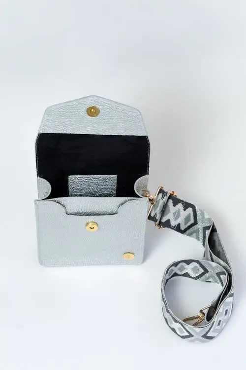 EVA INNOCENTI Patty Metallic Leather Crossbody Bag