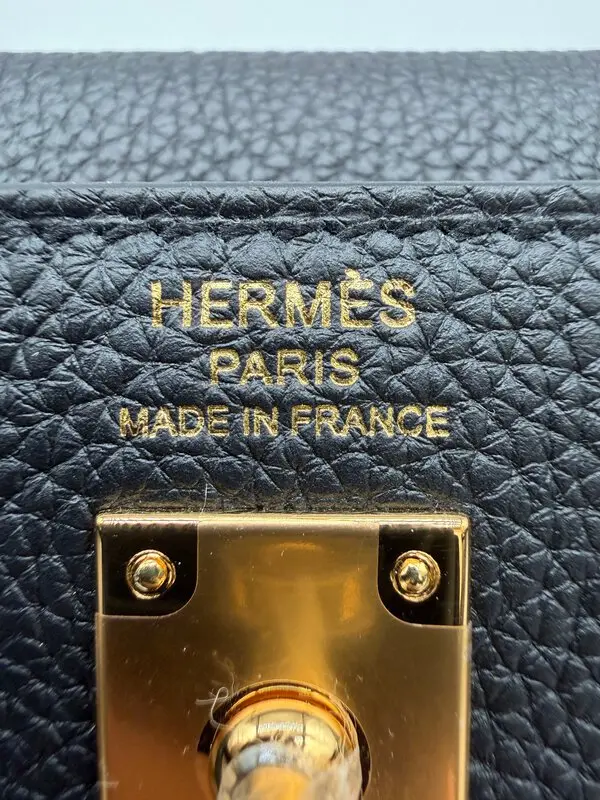 Hermès Kelly 25 Togo Leather Handbag - Black