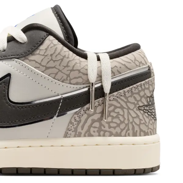 JORDAN 1 Low Se Sneakers - White