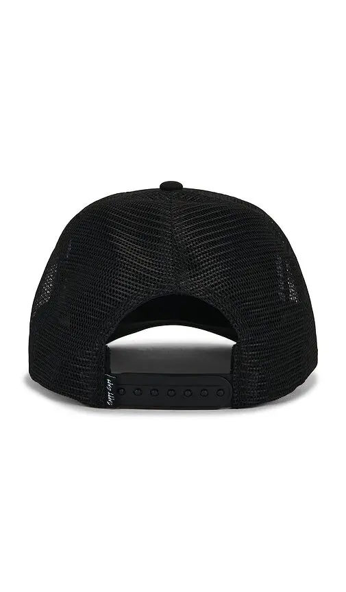 HAPPY CAPS Trucker Hat With Graphic Detail - Black