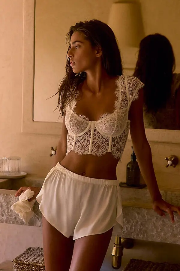 LYREBIRD Silky Tap Shorts - Ivory