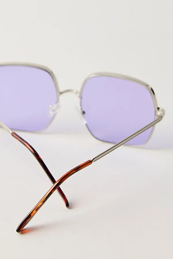 Free People Lacie Oversize Square Sunglasses - Silver/grape Soda
