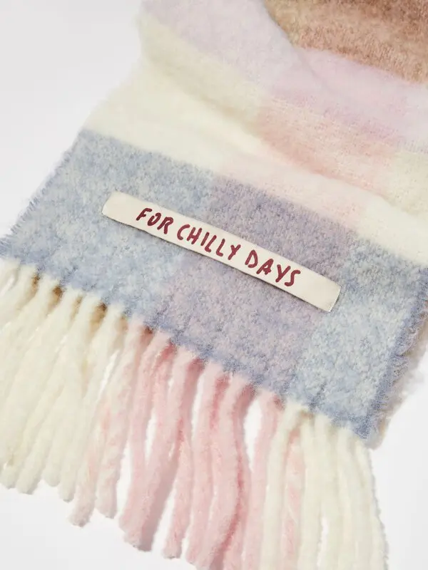 MAXCO. Fringed Scarf
