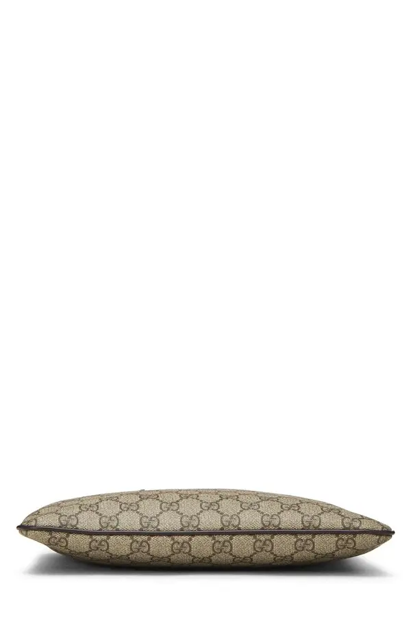 Gucci Original Gg Supreme Zip Pocket Flat Messenger