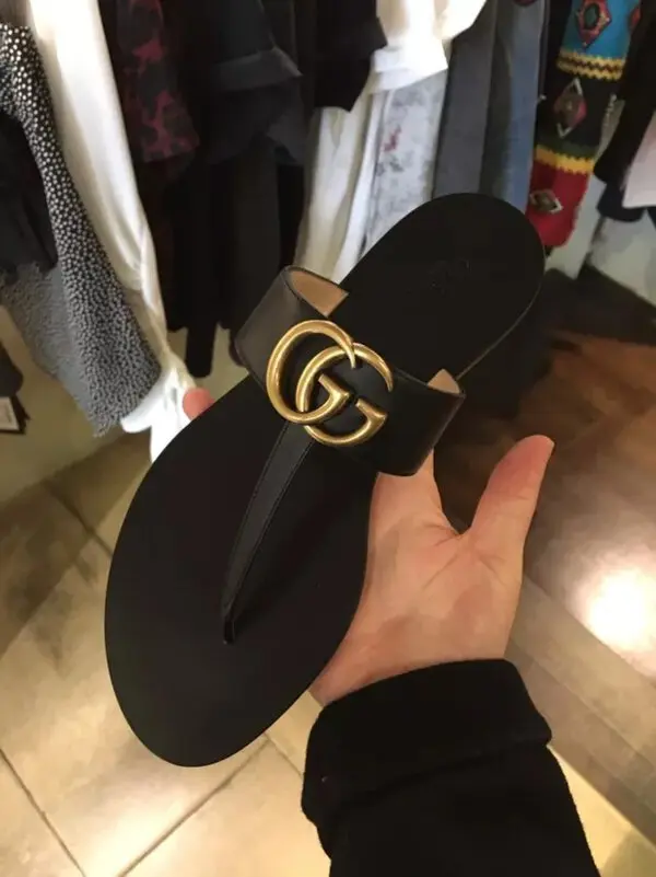 Gucci Double G Leather Thong Sandals