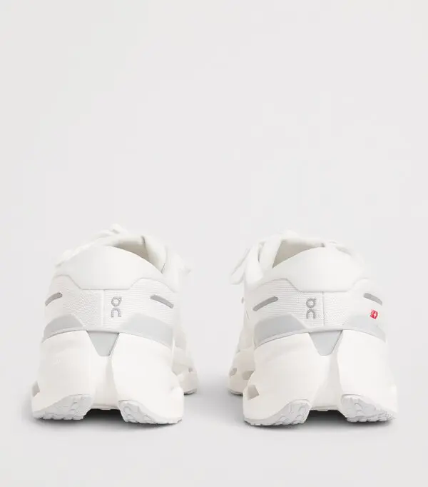 On Cloudrunner 3 Athletic Trainers
