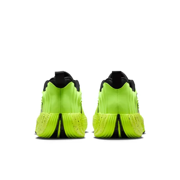 Nike Giannis Immortality Basketball Shoes - Yellow