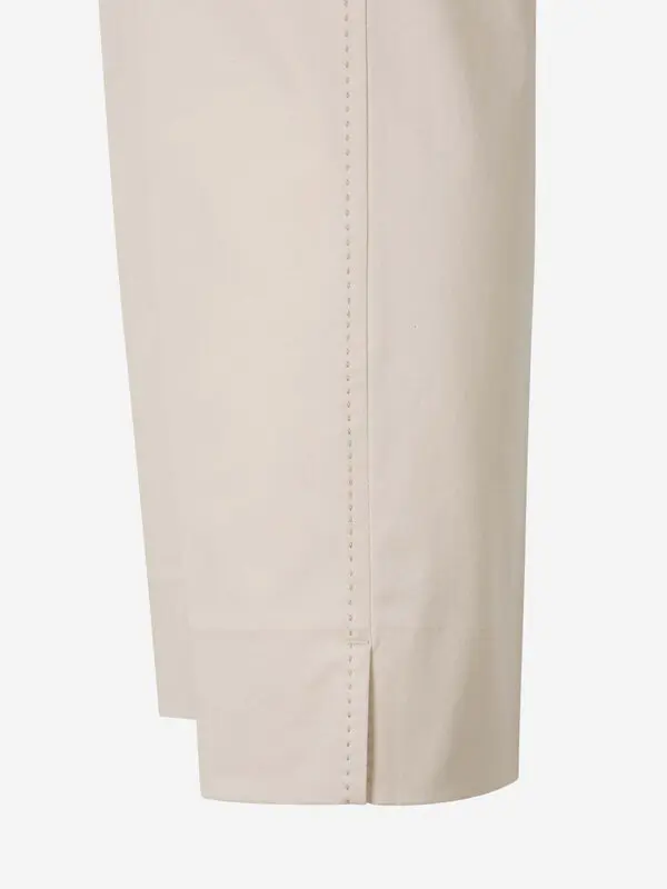Peserico Casual Pants With Button Welt Pocket And Slit Hem - Beige