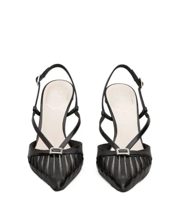 ROGER VIVIER Virgule D'orsay Pumps In Leather With Mini Metal Buckle