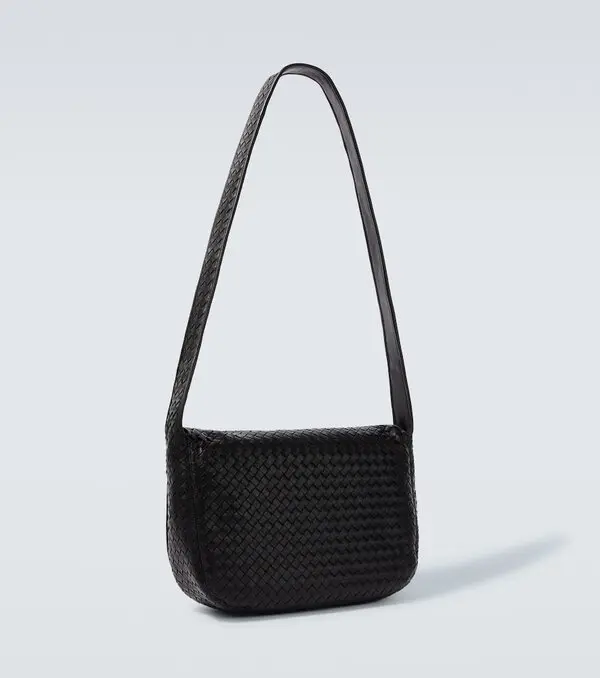 Bottega Veneta Large Woven Leather Messenger Bag - Black