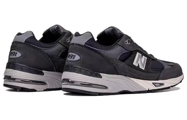 NEW BALANCE 991 Sneakers - Dark/grey