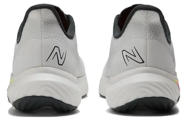 NEW BALANCE Fuelcell Rebel V3 Low Top Sneakers - White/black/red