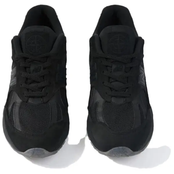 NEW BALANCE X Stone Island 991v2 Sneakers - Black