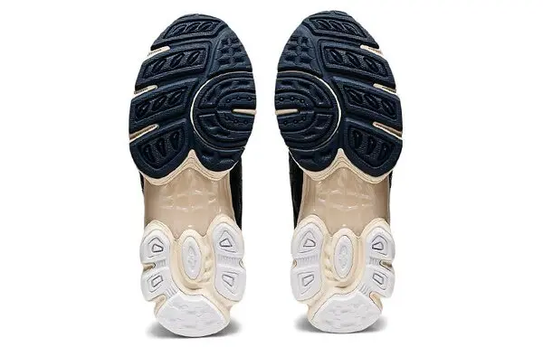 Asics Gel-nimbus - White